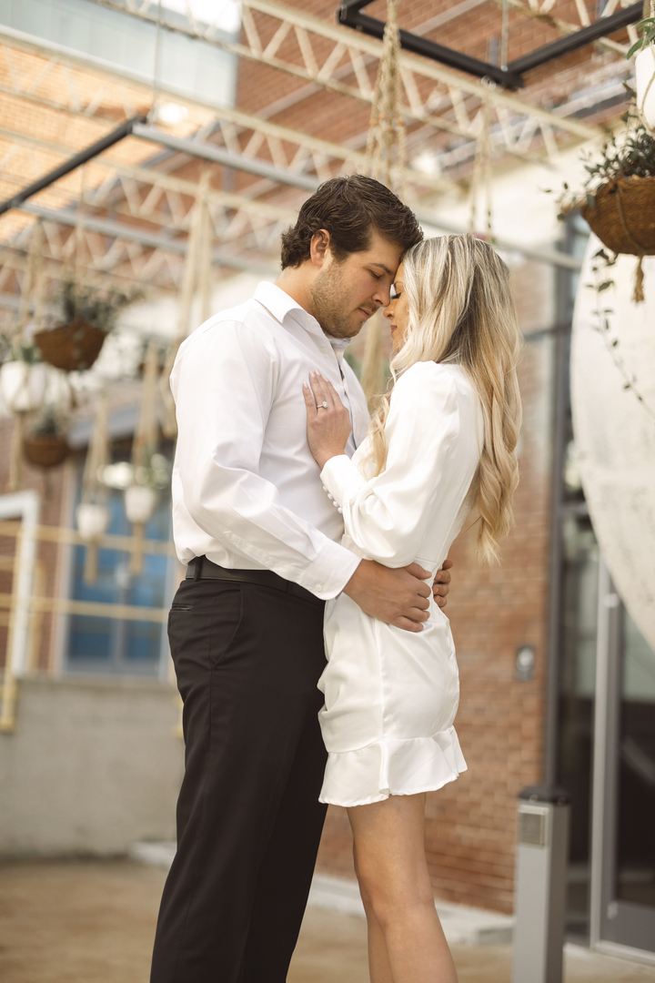 What to Wear for Engagement Photos - Benfield Photography Luxury ...